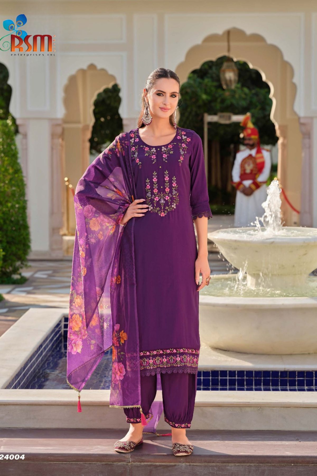 Women's Clothing: Buy Women Dresses Online in Canada - RSM Silks